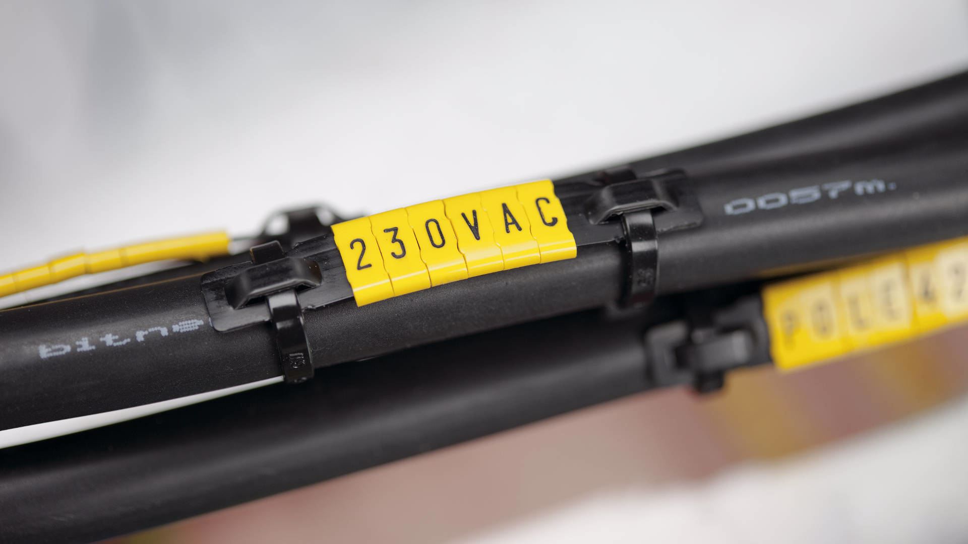 Single character - Cable tie mounted markers | Partex